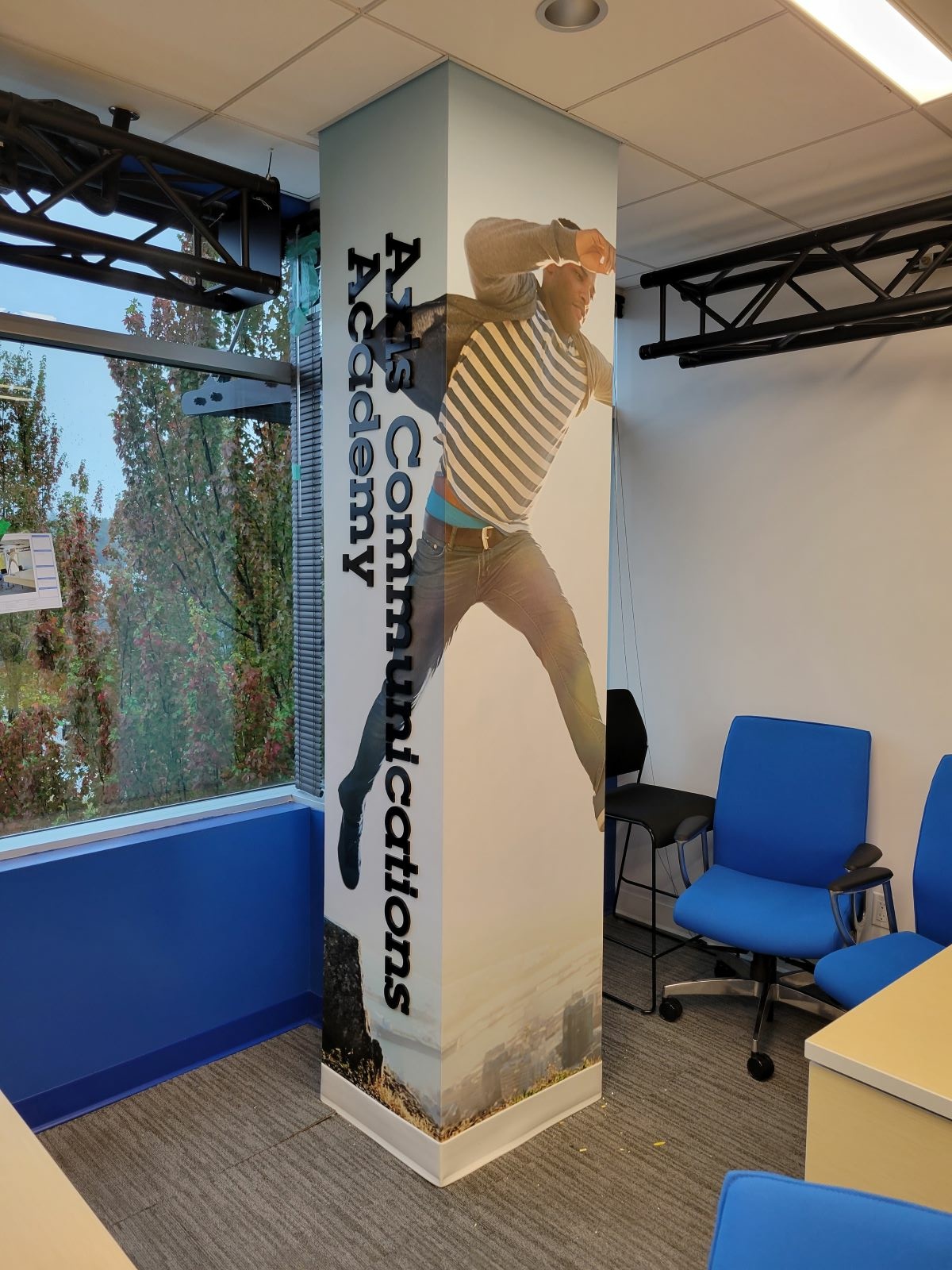 Custom Signs & Graphics Company in Etobicoke, ON